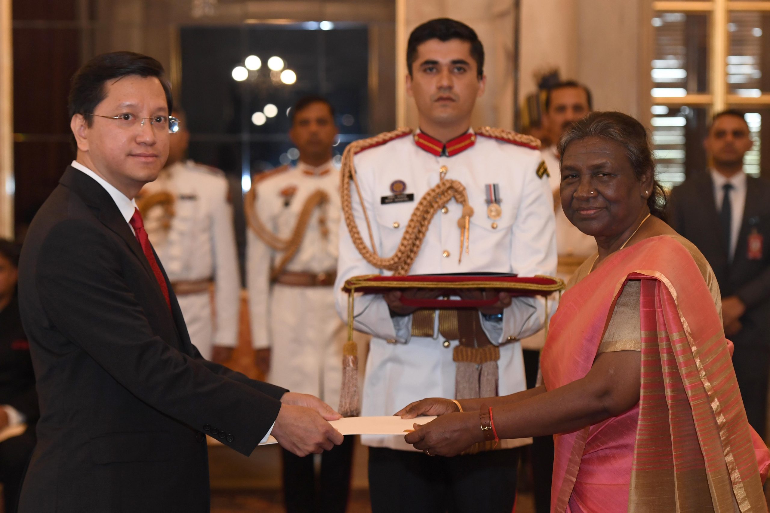 Ambassador Nguyen Thanh Hai presents letter of credence to the ...
